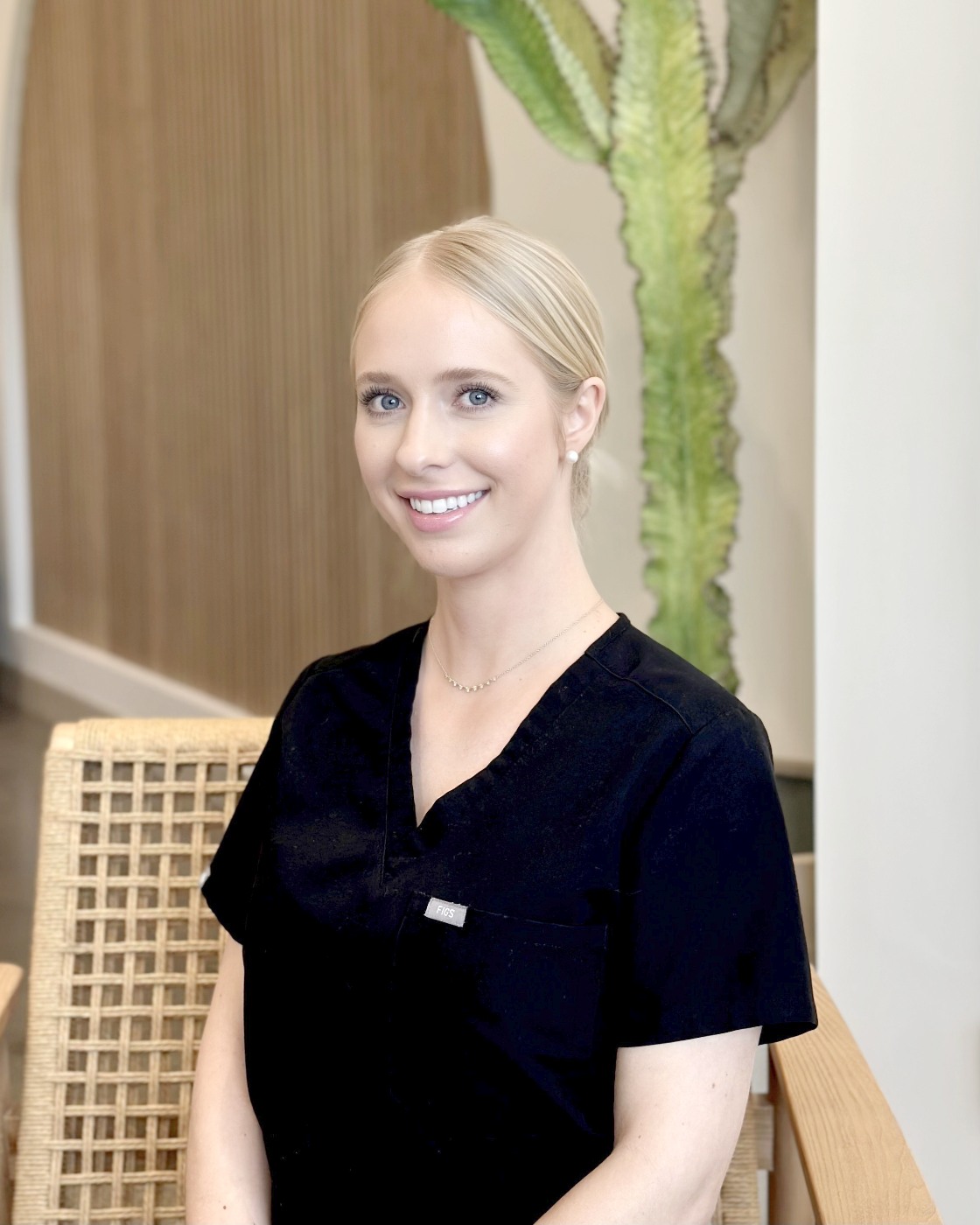 Ashley - The Luxe Room